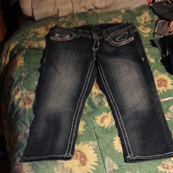 Vigoss | Jeans | Brand New Vigoss Embellished Dublin Capri Size 78 ...